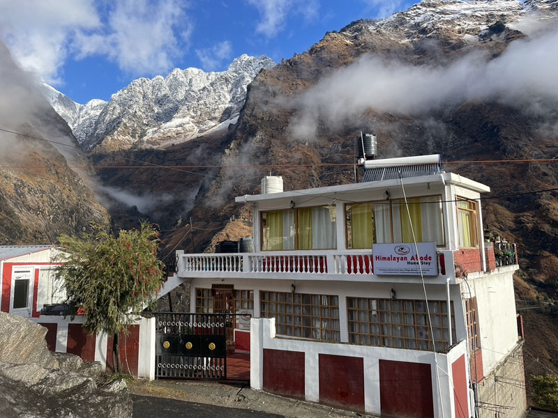 Himalayan Abode| Home stay